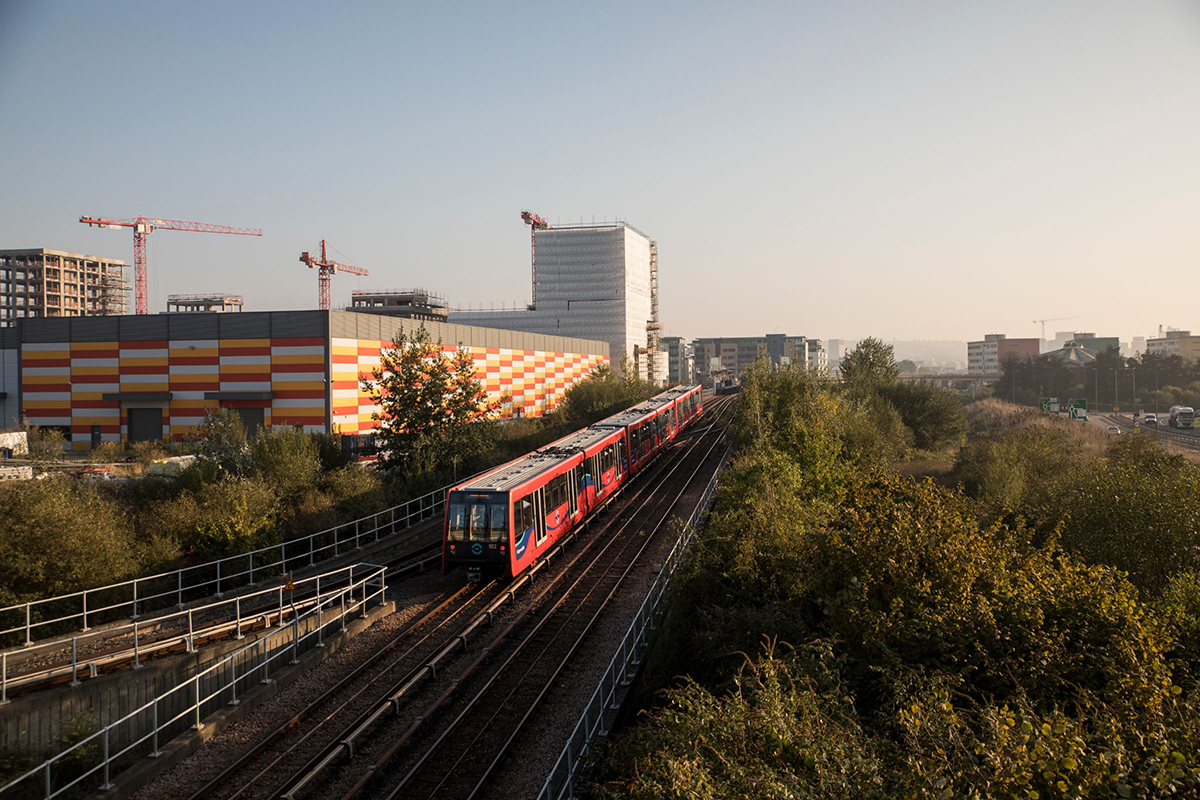 Have your say: Extending the Docklands Light Railway | Royal Docks