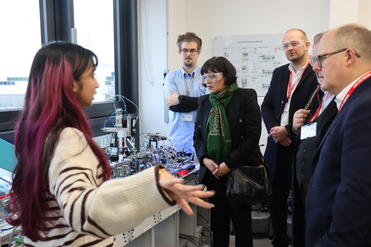 TUC leader visits Royal Docks to explore inclusive growth and innovation | Royal Docks