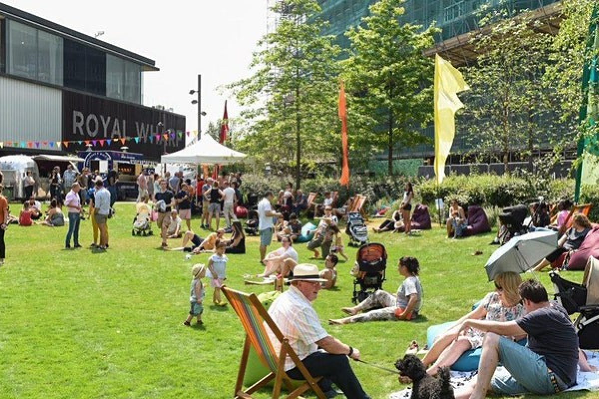 Riverscape presents: Meet Me At the Pier | Royal Docks